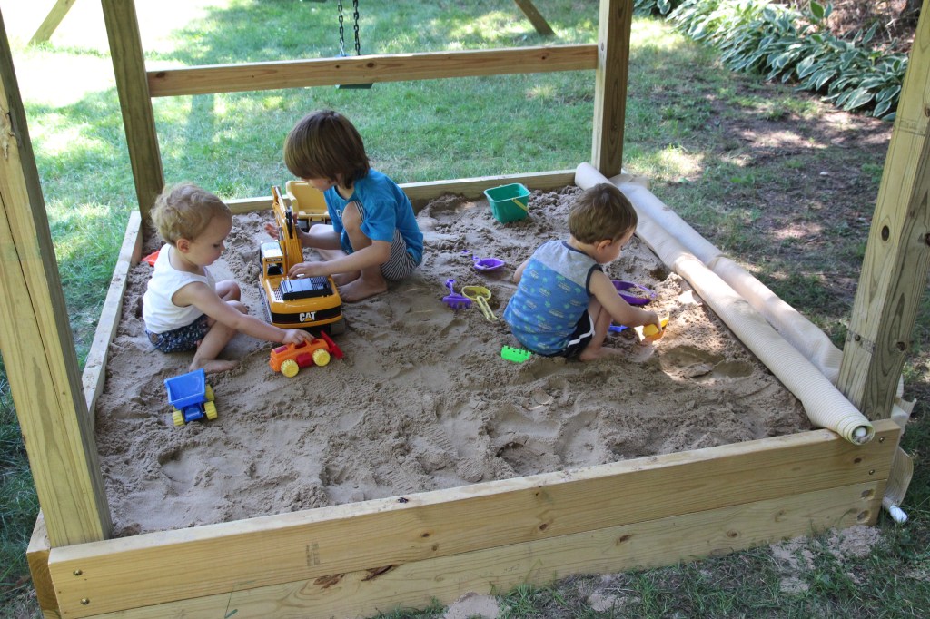 The sandbox, and an affordable DIY sandbox cover | Sushi Grass & Fireflies